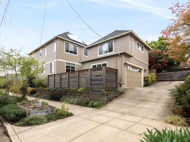 1903 SE 29TH AVE