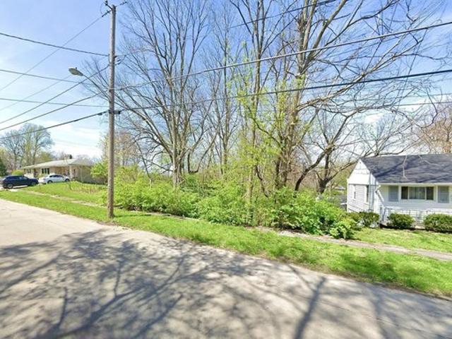 1903 Walton St, Anderson, IN 46016
