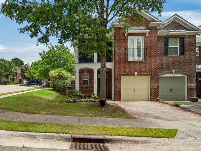 1903 Whirlaway Ct, Cary, NC 27519