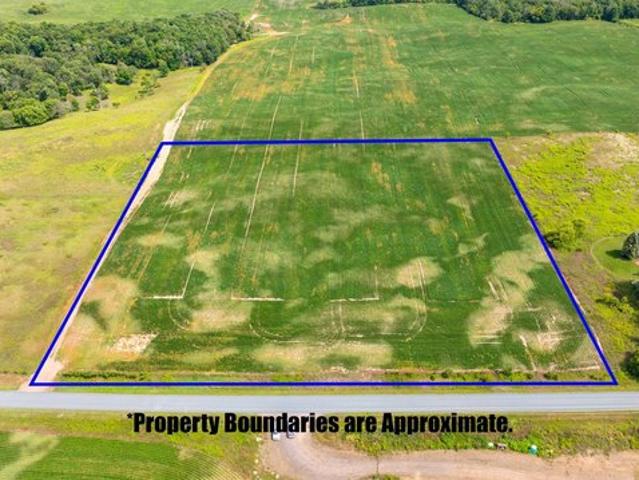 190th St, Centuria, WI 54824