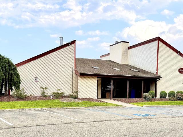 190 Country Club Drive