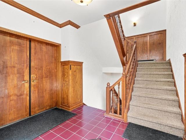 190 Castlebrook Lane
