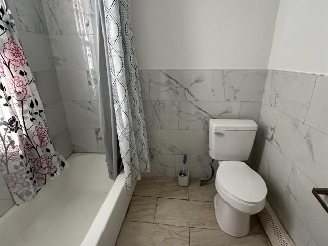 190 Clinton Ave # 4
