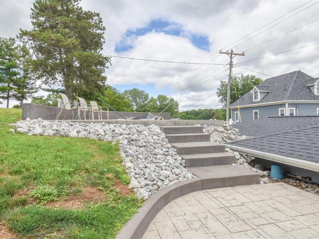 190 Blue Gill Lane