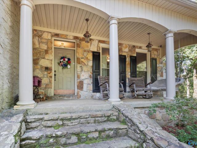 190 Bridgette Lane