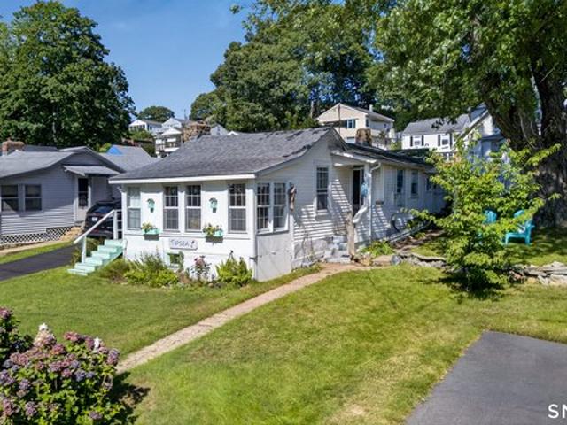 190 Giants Neck Rd, East Lyme, CT 06357