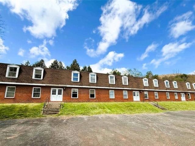 190 Grandview Apartments Rd, Grand Gorge, NY 12434