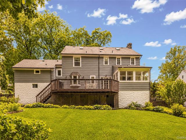 190 Douglas Place