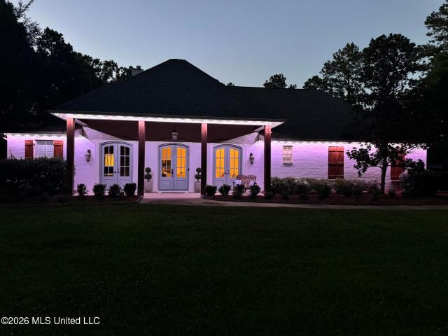 190 Deerwood Crossing