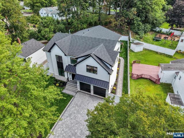 190 Denver Road