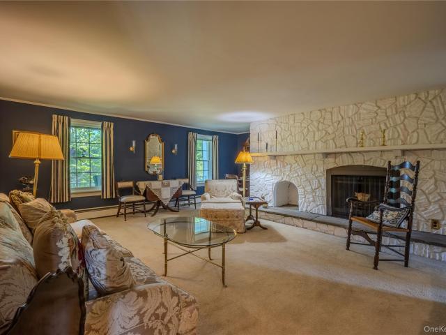 190 Dunthorne Drive