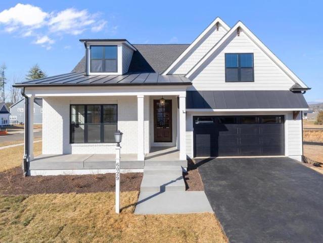 190 Fowler St