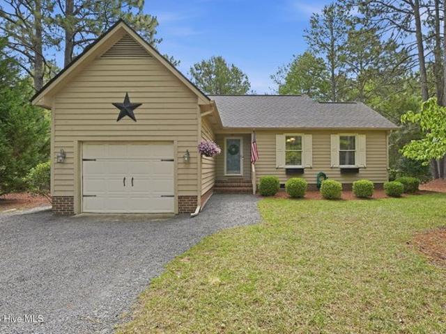 190 Fox Run Rd, Pinehurst, NC 28374
