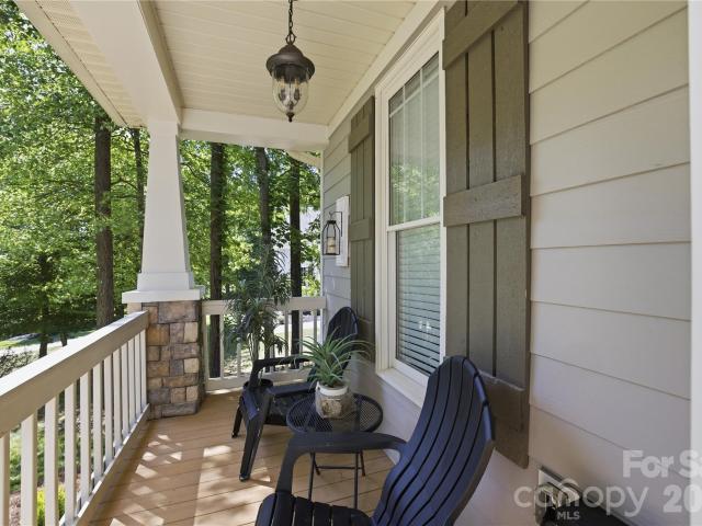 190 Kenway Loop