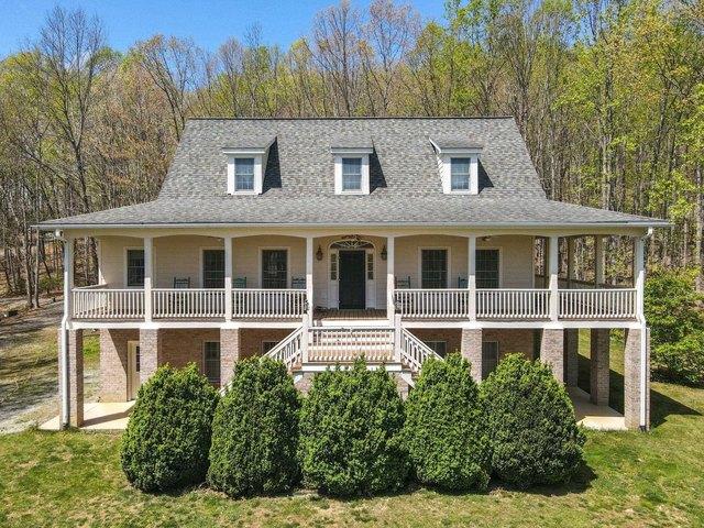 190 Henry Hill Dr, Fairfield, VA 24435