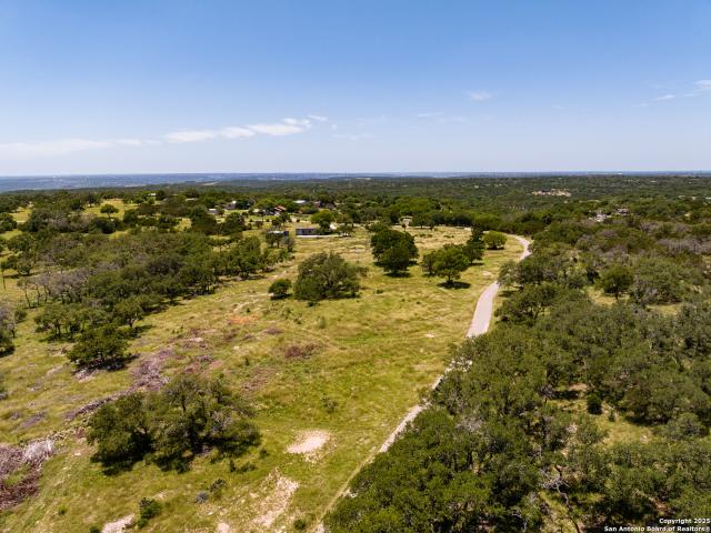 190 Jones, Kerrville, TX 78028 | MLS #1881 | Compass