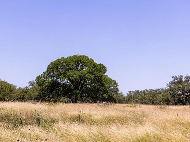 190 Jones Rd, Kerrville, TX 78028