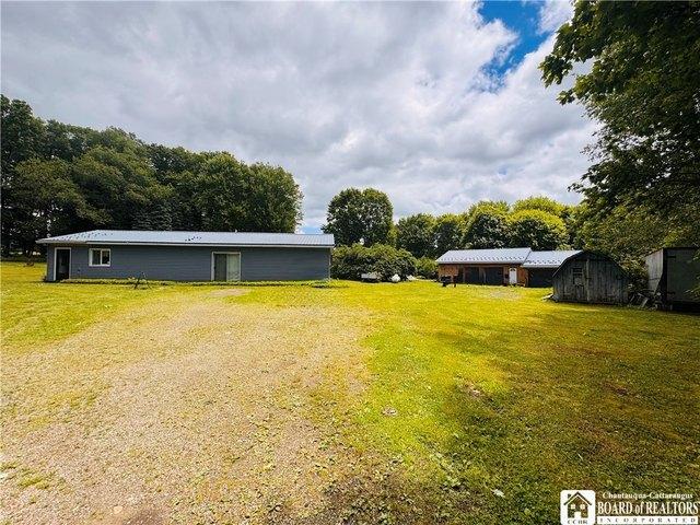 190 Old Fentonville Rd, Frewsburg, NY 14738