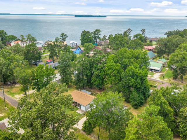 190 Lake View Lane