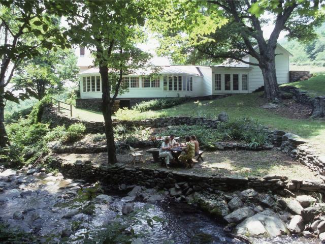 190 Lewis Hollow Road