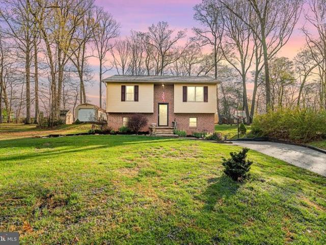 190 Massa Dr, Windsor, PA 17366
