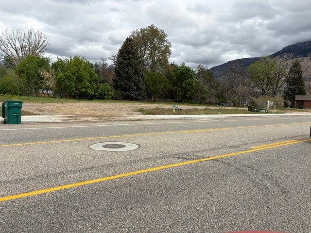 190 North St, Harrisville, UT 84404