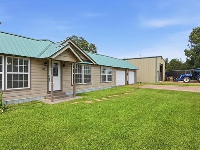 190 Nevada St, Avery, TX 75554