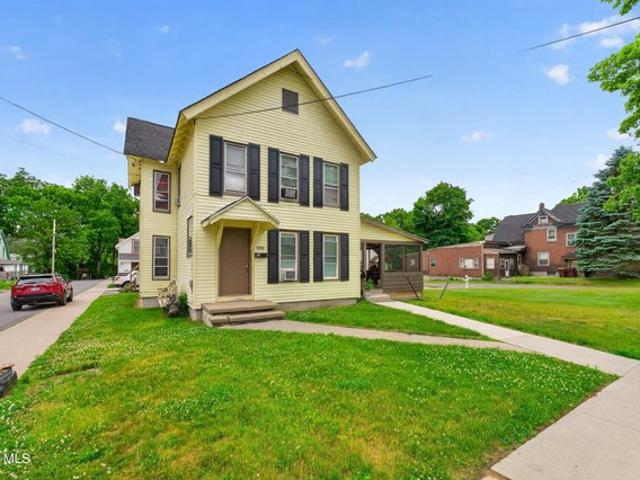 190 South St, Glens Falls, NY 12801