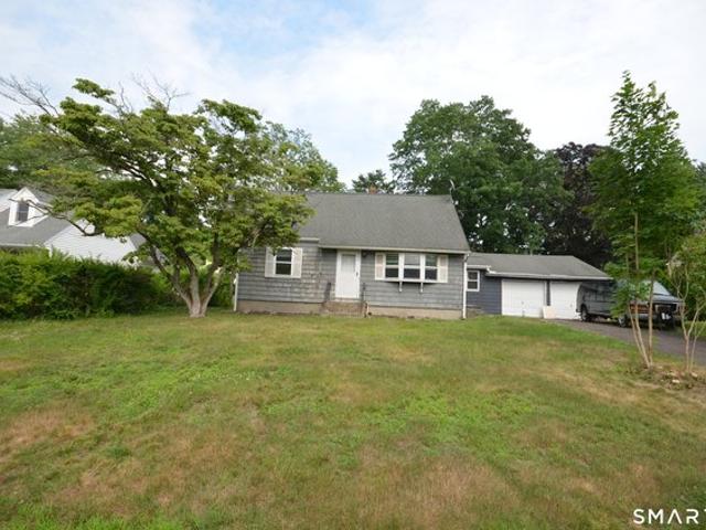 190 Sasapequan Rd, Fairfield, CT 06824