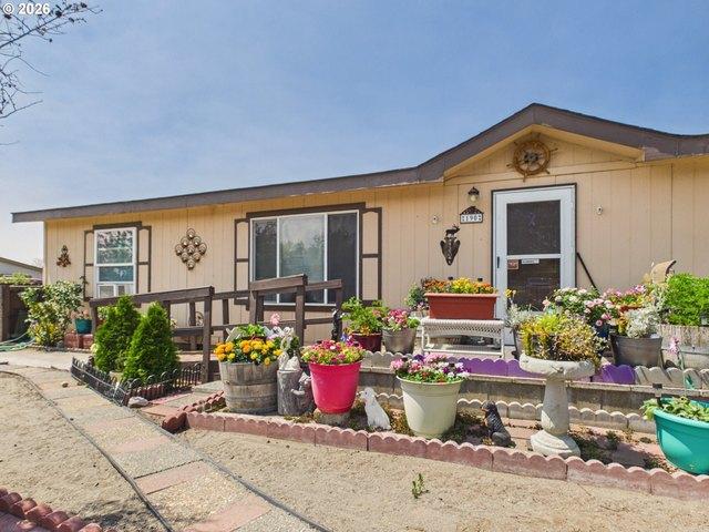 190 SE Kristen Dr, Irrigon, OR 97844