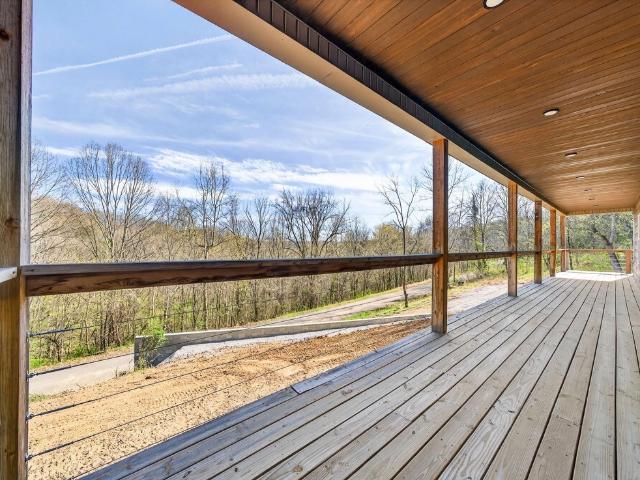 190 Park Dr