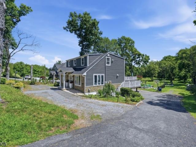 190 Pine Brook Rd