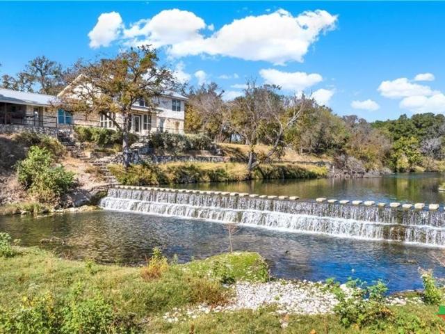 190 Private Road 3011