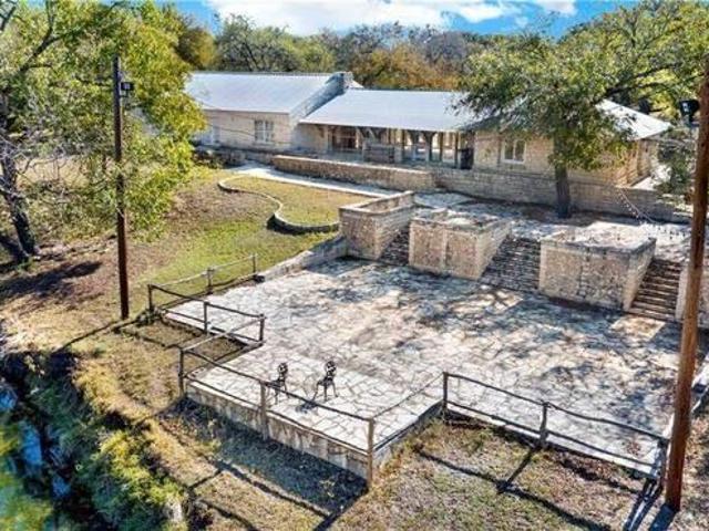 190 Private Road 3011