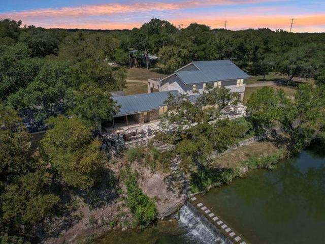 190 Private Road 3011, Lampasas, TX 76550