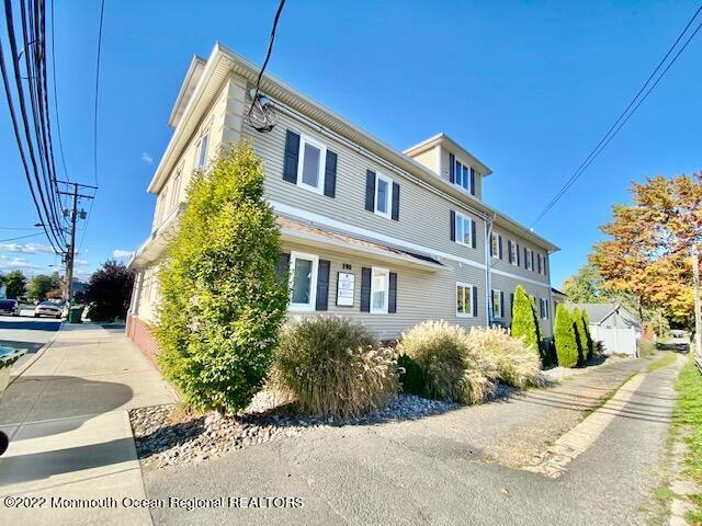 190 Pulaski Avenue Unit D