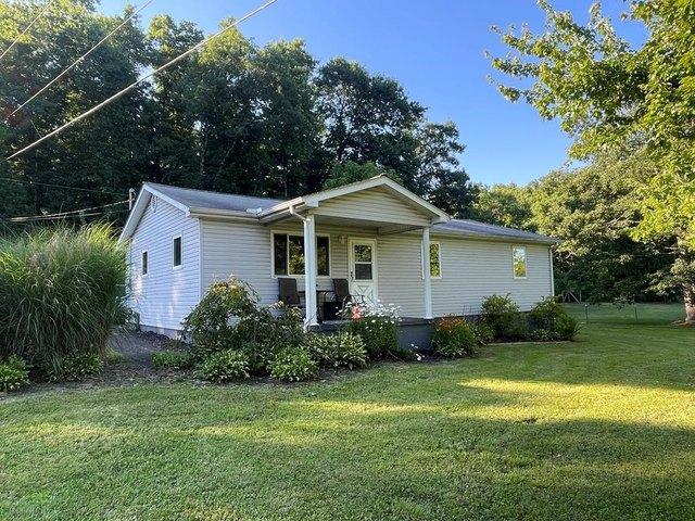 190 Rainbow Ln, Ghent, WV 25843