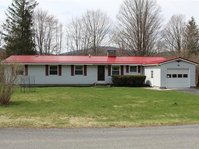 190 Ridge Rd, Roxbury, NY 12474