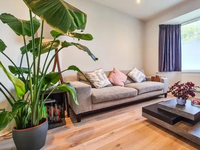 190 Watford Way, London, NW4 4UA, United Kingdom | 3 bed duplex for rent #167225013 | Rentberry