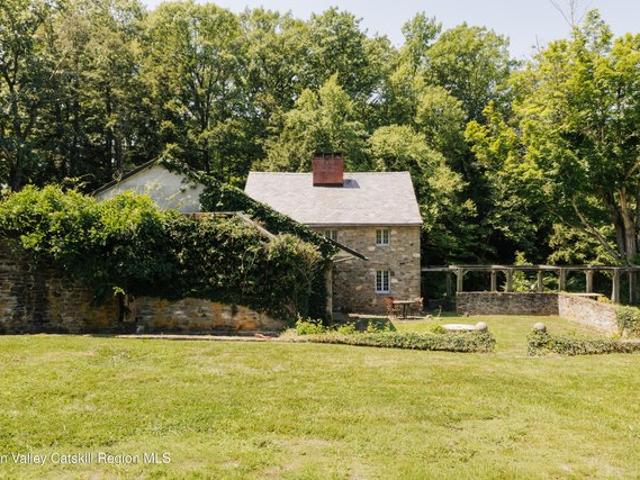 190 Walkers Mills Rd, Germantown, NY 12526