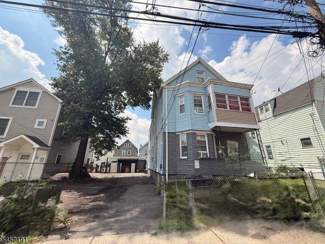 190 Taylor St, City of Orange Township, NJ 07050