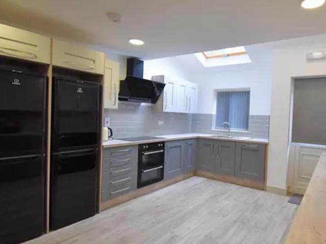 190 Tiverton Road, Stirchley, B29 6BU, United Kingdom | 6 bed townhouse for rent #135137187 | Rentberry