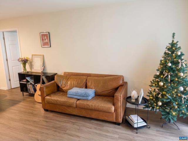 190 yellowstone dr 203