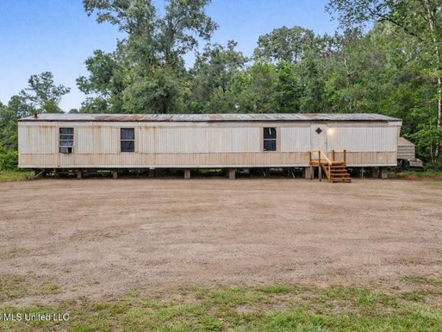 190E Burnis Havard Rd, Perkinston, MS 39573