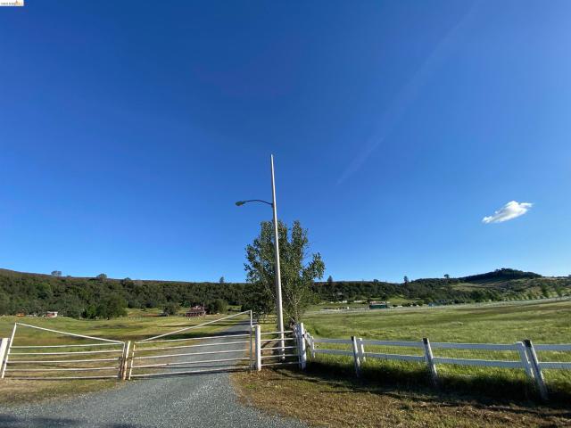 19144 Rawhide Rd, Jamestown, CA 95327 | MLS #41131