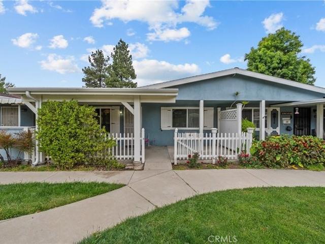 19148 Avenue of the Oaks Unit B, Newhall, CA 91321