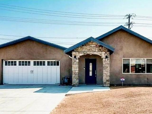 1914 Marguerite St, Palm Springs, CA 92264
