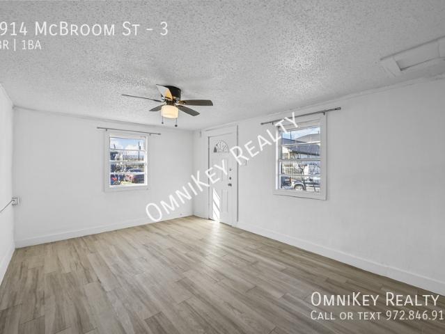 1914 McBroom St, 1 bed, 1 full bath
