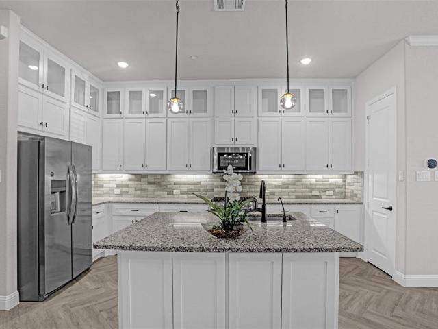 1914 Melinda Ln, Farmers Branch, TX 75234 | MLS #21226