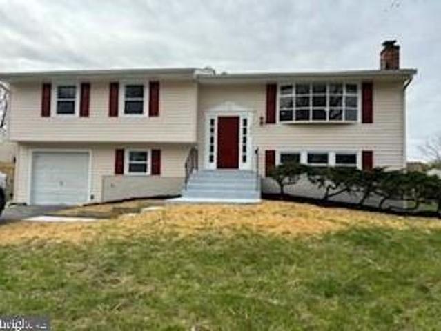 1914 Michael Rd, Waldorf, MD 20601